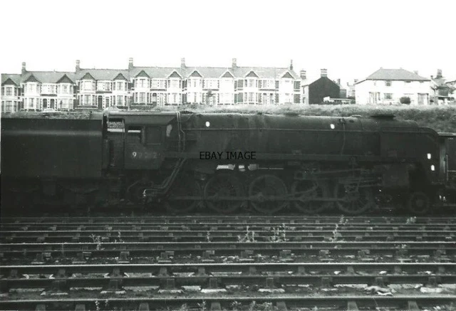 PHOTO WOODHAM'S Scrapyard Barry 07/68 Br Standard Class 9F 2-10-0 No ...