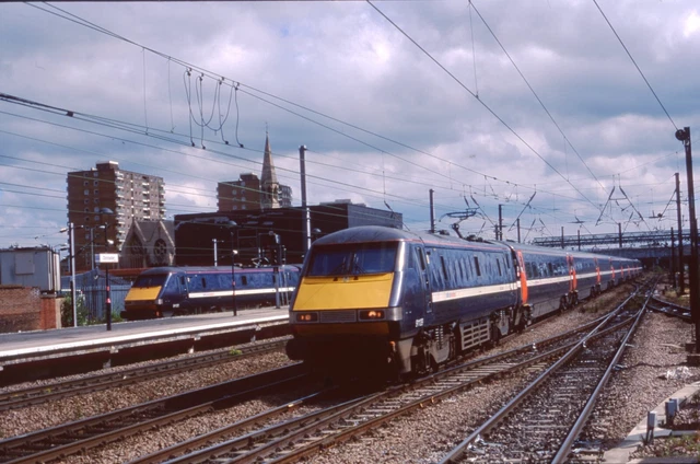 35MM RAILWAY SLIDE- High Speed Electric Loco Class 91. 91109 & 91120 ...
