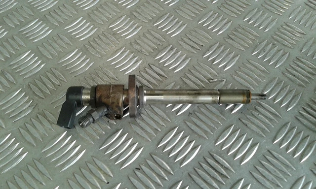 INJECTEUR SIEMENS - PEUGEOT CITROEN 2.0 HDI - Réf : 9658194180 EUR 50,00 - PicClick FR