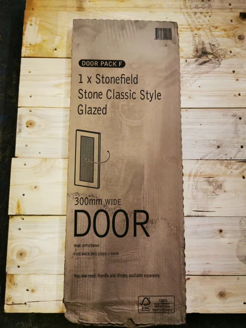 IT KITCHENS DOOR Pack F Stonefield Stone Classic Style glazed 300mm ...