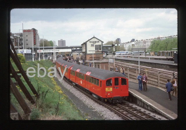 ORIGINAL 35MM SLIDE- London Underground 1938 stock at Kensington ...