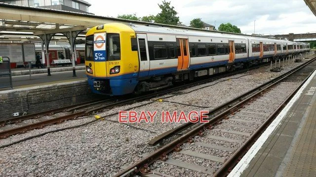 PHOTO CLASS 378 Set 378207 At Richmond Railway Station £1.85 - PicClick UK