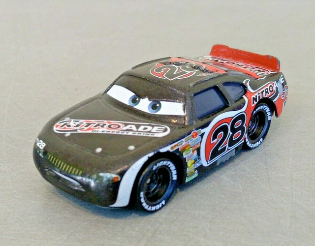 VOITURE DISNEY CARS NITROADE N° 28 AIKEN AXLER Métal 1/55eme FLASH ...