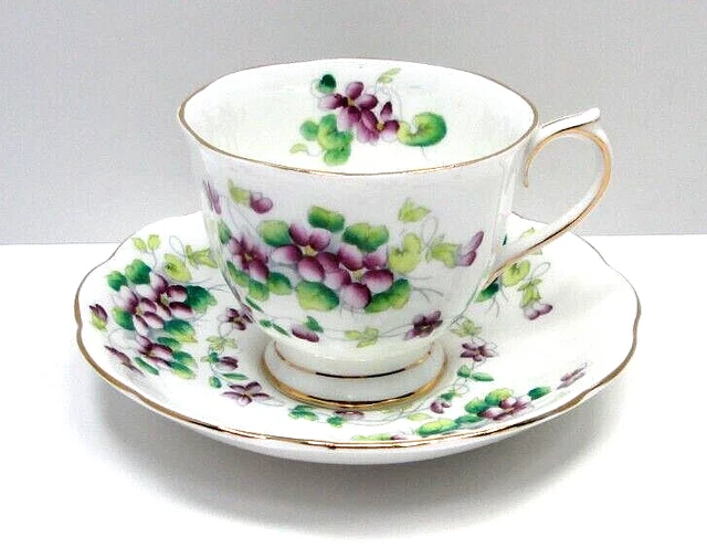 ROYAL ALBERT ENGLAND Sweet Violet 2708 Bone China Tea Cup and Saucer ...