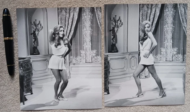 SHARON TATE IN the Wreckers-2 Origi. Photos- Matt Helm EUR 14,99 ...