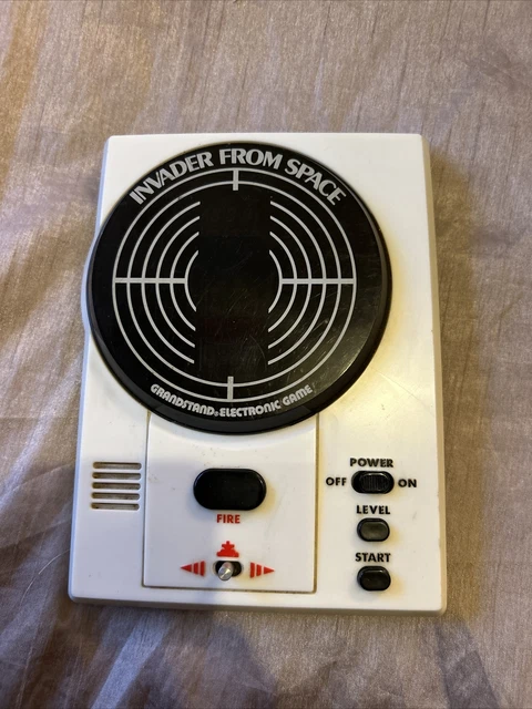 GRANDSTAND INVADER FROM SPACE 1980,s ELECTRONIC GAME VINTAGE £32.00 ...