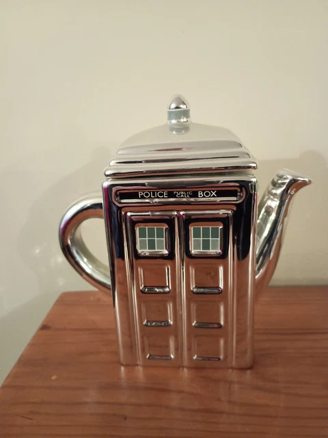 DOCTOR WHO CERAMIC teapot Chrome finish Tardis Police Call Box $30.00 ...