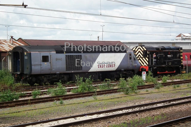 CLASS 43 HST 43300 in National Express branded East Coast with 08853 ...