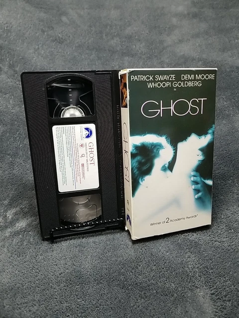 GHOST (VHS, 1990) Tape Movie Patrick Swayze Demi Moore Whoopi Goldberg ...