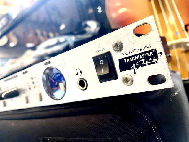 FOCUSRITE TRACKMASTER PRO Platinum - Processeur Multifonction EUR 205 ...