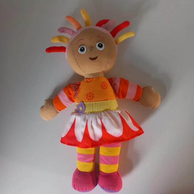 2007 IN THE Night Garden Upsy Daisy 7" seated soft toy £10.00 - PicClick UK