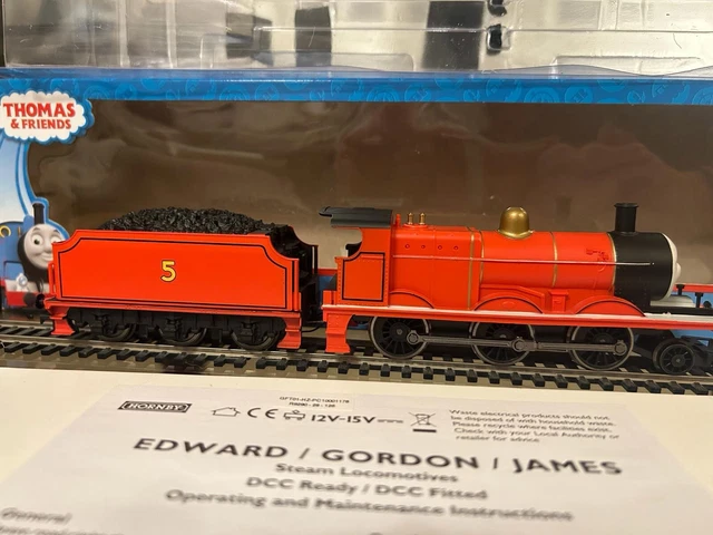 HORNBY THOMAS & Friends (R9290) 2-6-0 James The Red Engine DCC Ready ...