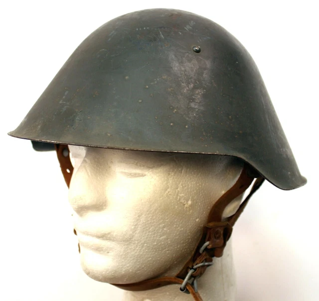 1958 DATED DDR NVA EAST GERMAN ARMY M56 STEEL HELMET (AUC) £39.99 ...
