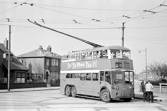 BUS NEGATIVE: MANCHESTER Crossley Trolleybus 1242 Kingsdale Road Tour £ ...