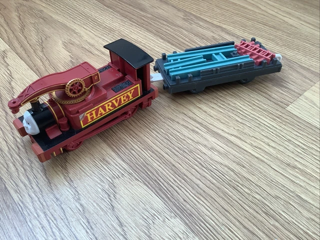 THOMAS & FRIENDS Trackmaster Harvey Motorized Train & Tender- Tomy 2001 ...