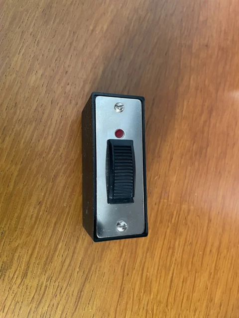 VINTAGE 1986 GPO BT Telecom General Purpose Wall Mounted Slide Switch ...