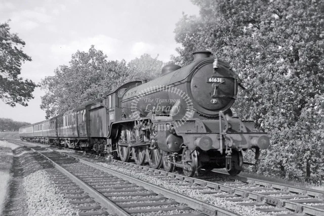 PHOTO BRITISH Railways Steam Locomotive Class B17 61631 at Bealings in ...