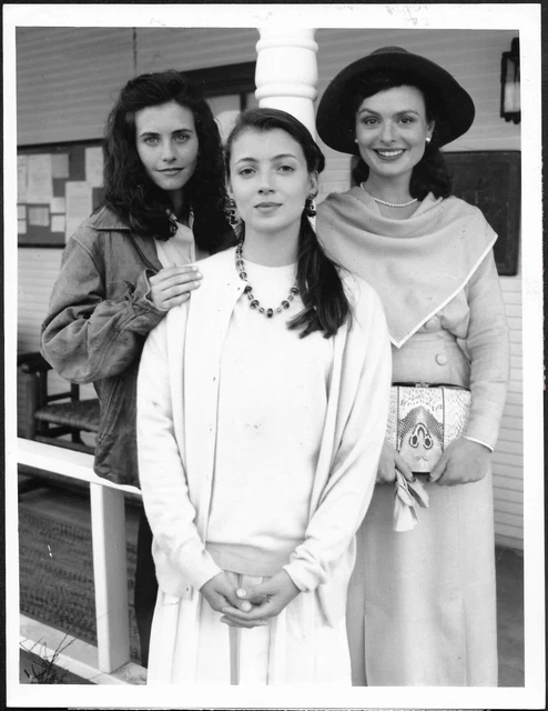 COURTENEY COX OF Friends Mia Sara 1980s Original CBS TV Promo Photo ...