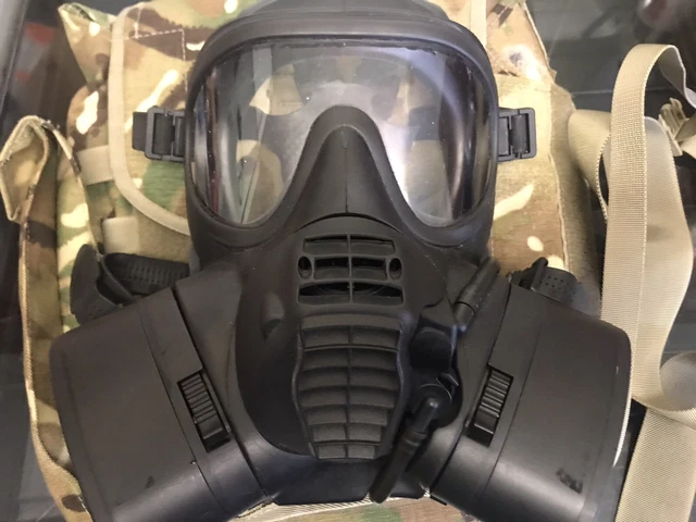 SCOTT GSR BRITISH Military Respirator / Gas Mask ( Size 3 ) £90.00 ...