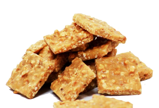 GOURMET MACADAMIA BRITTLE by It's Delish, 6 LBS Bulk Box – Old Fashion ...