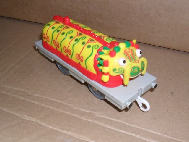 TOMY TRACKMASTER THOMAS the tank engine Dragon Carriage with Light up ...