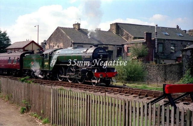 BRITISH RAILWAYS LNER V2 STEAM LOCOMOTIVE 60800 GREEN ARROW 35mm ...