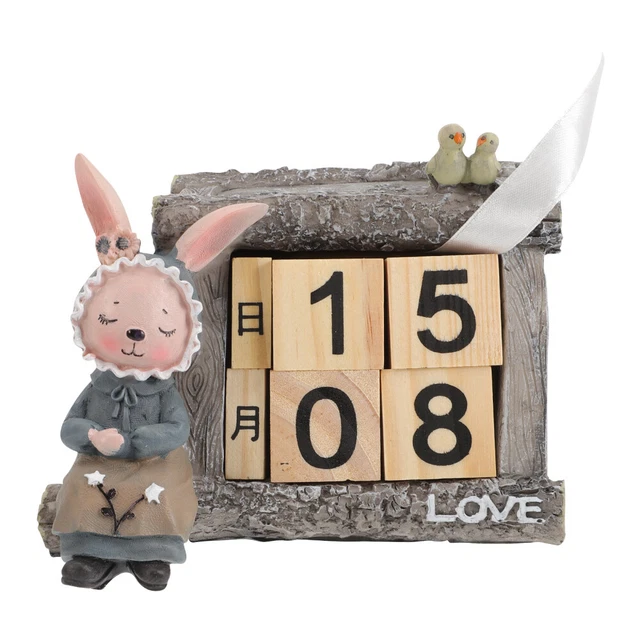 CALENDAR RESIN WOOD Block Office The Stocking Stuffers Home Decor £16. ...