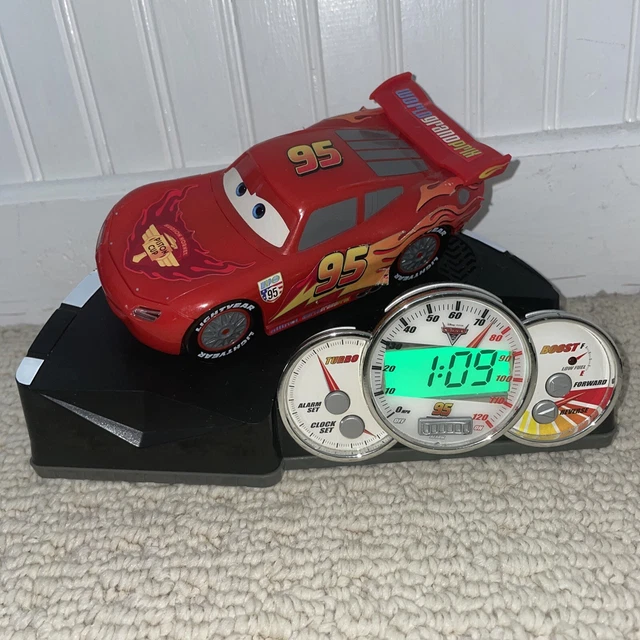 DISNEY PIXAR CARS 2 Lightning McQueen Animated Talking Sound Effects ...