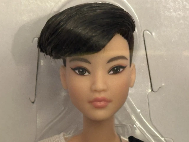 BARBIE SIGNATURE LOOKS First Wave Model #3 Kit NRFB $60.00 - PicClick CA