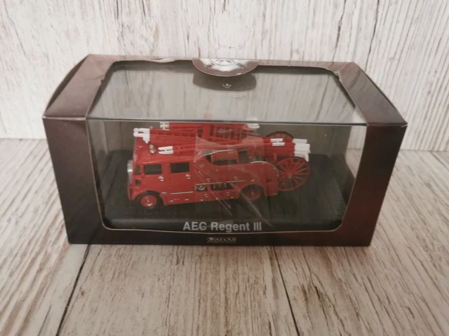 ATLAS EDITIONS DIECAST Fire Engine Aec Regent Iii £11.95 - PicClick UK