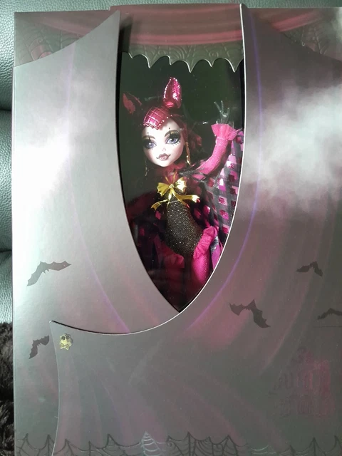 MONSTER HIGH SDCC Draculaura Freak Du Chic Collector Doll - New in Box ...