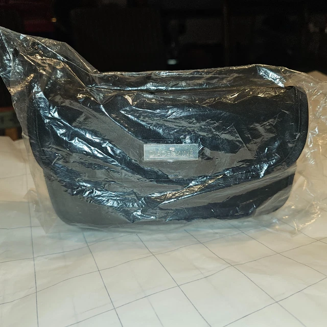 ALTES LUFTHANSA AMENITY Kit ungeöffnet, First Class von der Firma ...