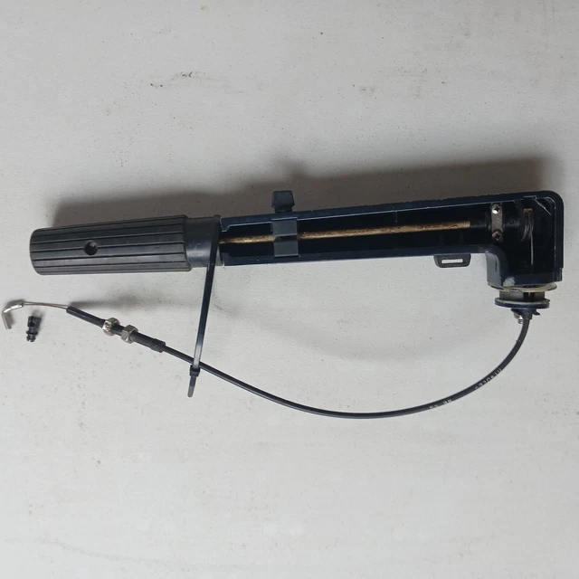 JOHNSON EVINRUDE 4HP OUTBOARD ENGINE.TILLER ARM + RETAINER. £65.00 ...