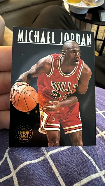 1993 SKYBOX PREMIUM Center Stage #CS1 Michael Jordan Chicago Bulls HOF ...