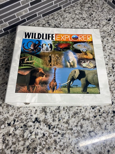 WILDLIFE EXPLORER BINDER with 120 Bi-fold, Full-Color Cards - Mammals ...