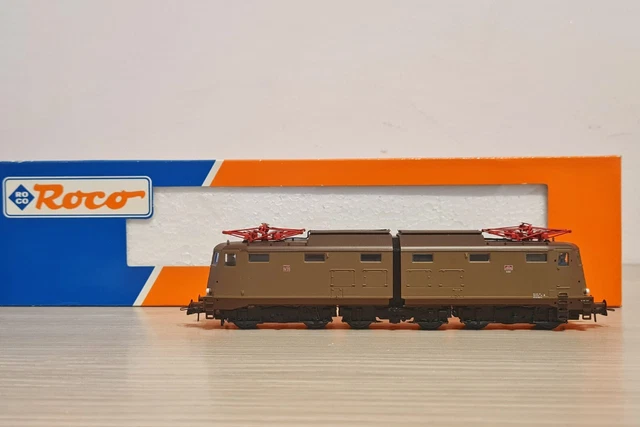ROCO, 43607, H0, FS, Locomotiva elettrica E 636 091 EUR 169,00 ...