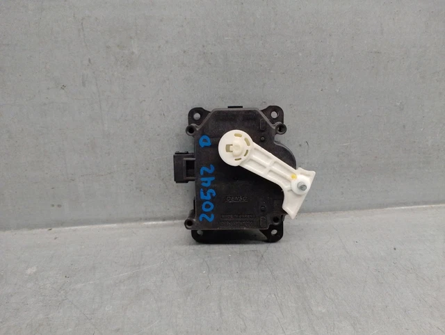 0638000172 HEATER BLOWER Motor / 5114220 For Toyota Land Cruiser J15 3. ...