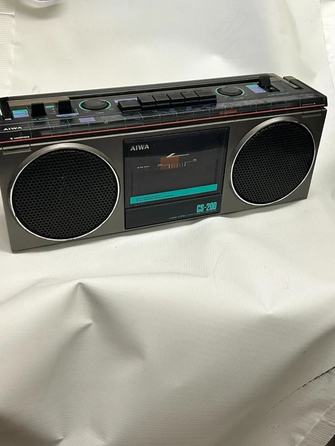 AIWA CS-200 BOOMBOX Stereo Radio AM/FM Cassette Player Vintage £26.98 - PicClick UK