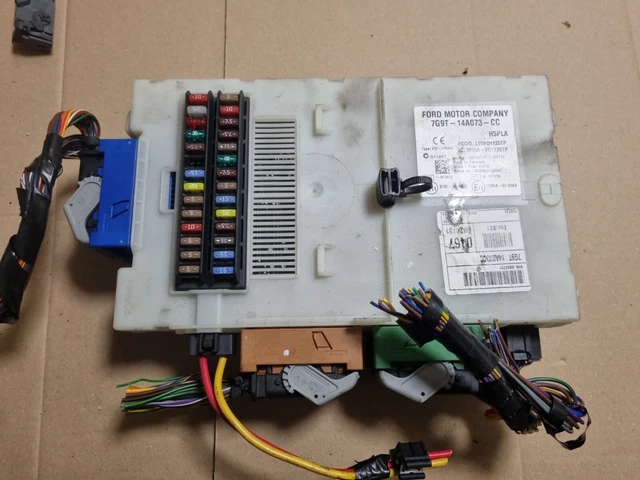 FORD MONDEO MK4 BSi BSM BODY CONTROL MODULE FUSE BOX BCM 7G9T-14A073-CC ...