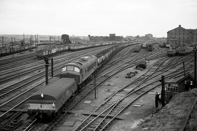 BRITISH RAIL CLASS D9 at Wellingborough May 1964 Rail Photo £2.70 ...