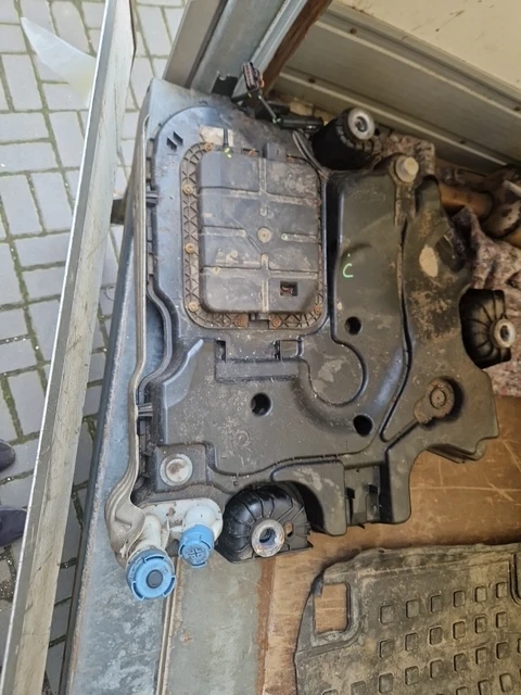 CITROEN DS4 GENUINE Adblue Fuel Additive Tank With Pump 9807475780 ...