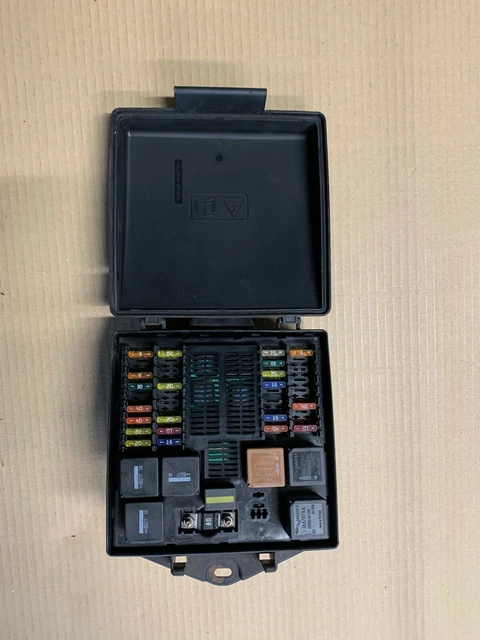 JAGUAR XJ X350 Engine Bay Fuse Box. 5W93-14A073-DB £77.48 - PicClick UK