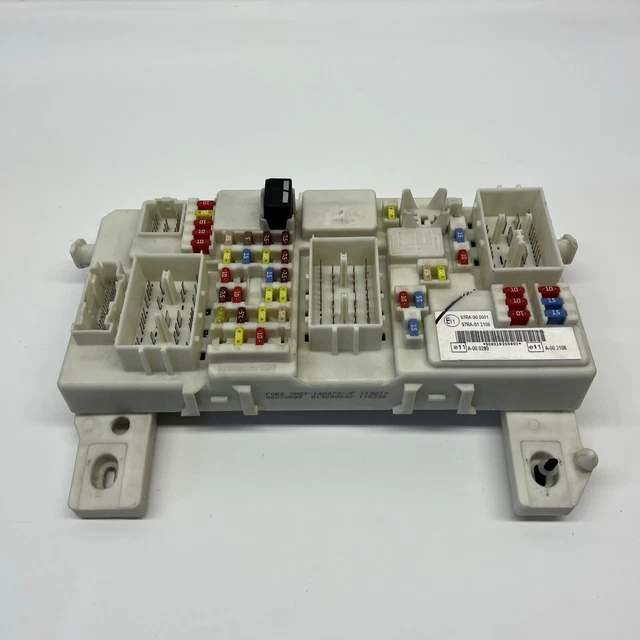 FORD KUGA MK1 Body Control Module Fuse Box BCM 7M5T14A073JF 08 - 12 £ ...