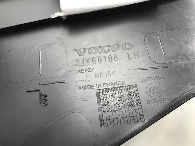 VOLVO XC40 536 31469188 Garniture de Pilier Arrière Gauche C 2.00 ...