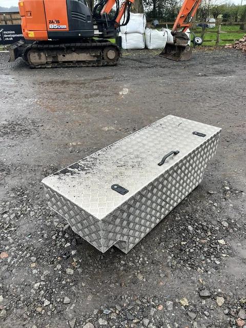 ALUMINIUM TOOL STORAGE Box Nissan Navara D40 Pickup £400.00 - PicClick UK