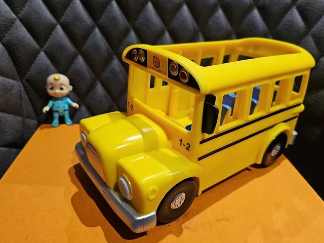 COCOMELON OFFICIAL MUSICAL Yellow School Bus with JJ - Excellent ...