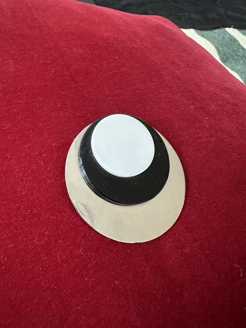 JAEGER DESIGNER PIN Brooch Silver Round New £16.15 - PicClick UK