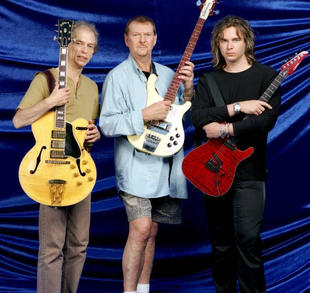 STEVE HOWE, ENGLISH musician, Chris Squire Old Photo 1 EUR 5,09 ...