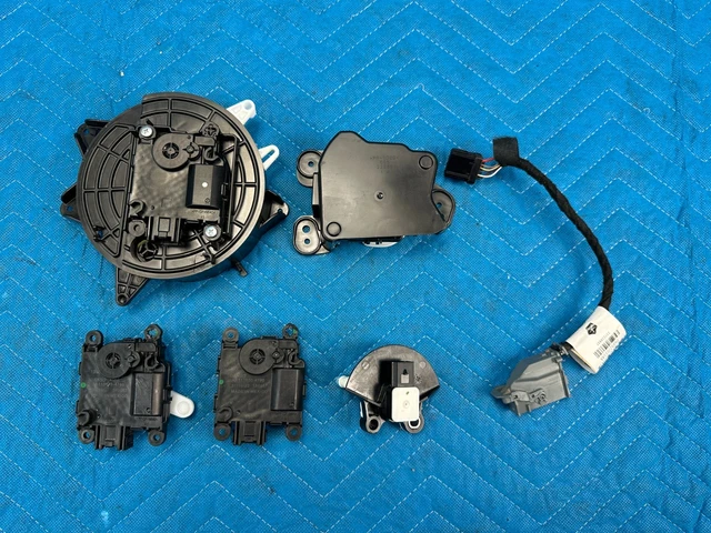 RAM 1500 A/C Heater Servo Blend Door Actuator & Jumper Wiring Set 48k ...