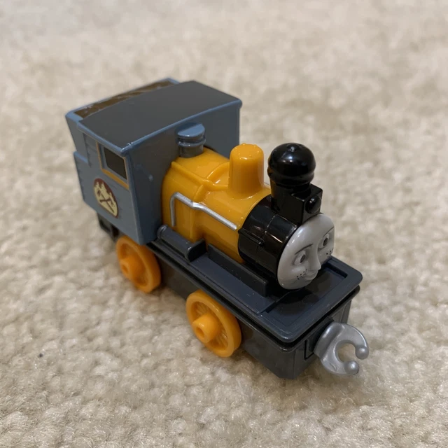 THOMAS & FRIENDS Dash Toy Figure Train Tank Engine Plastic Metal BHR81 ...